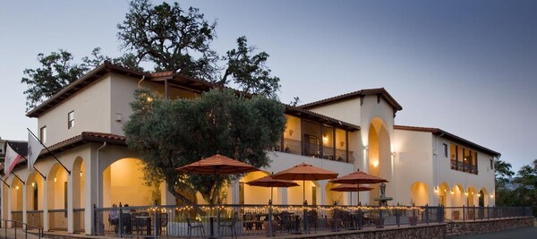 Stockfarm Inn - Russian River, CA