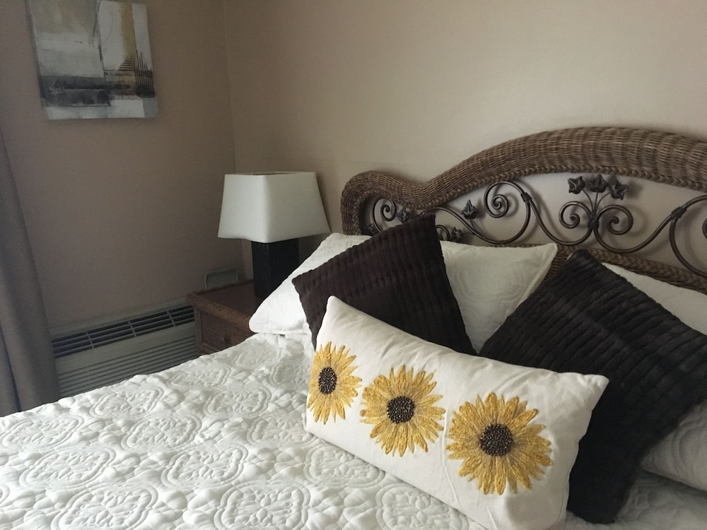 Retreat Palm Desert Jewel in Shadow Mountain Resort near El Paseo ...