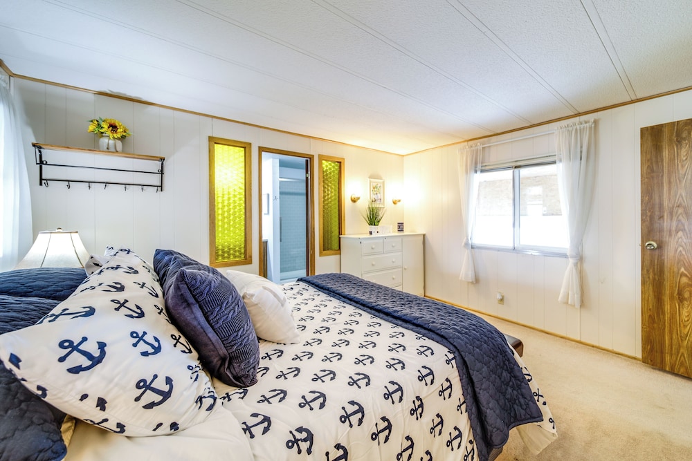 Seven Bays Vacation Rental on Lake Roosevelt! - Seven Bays | Vrbo