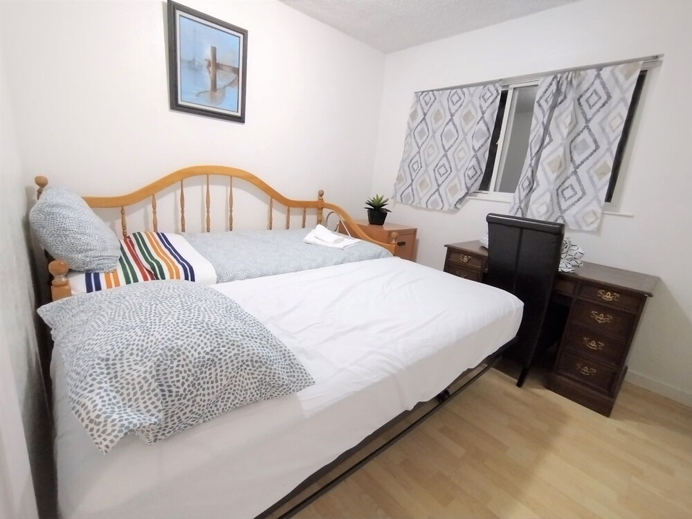 Nice 4br/3bath house unit walk to Del Norte BART - Richmond | Vrbo