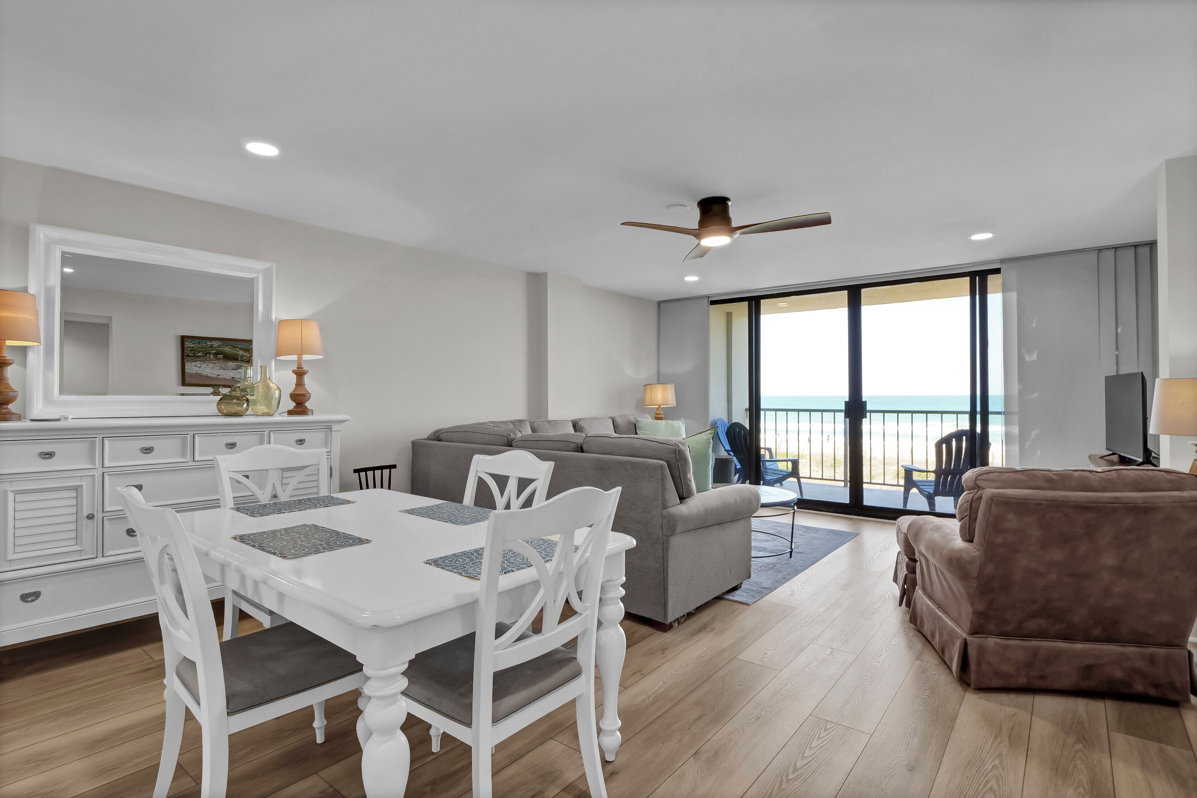 Station One - 2d- Oceanfront Condo Community Pool, Tennis, Beach - Wrightsville Beach, NC
