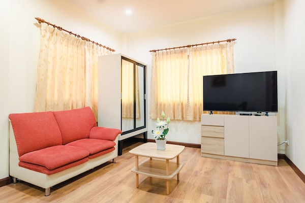 Casa Deluxe | 1 quarto, Wi-fi, roupa de cama fornecida