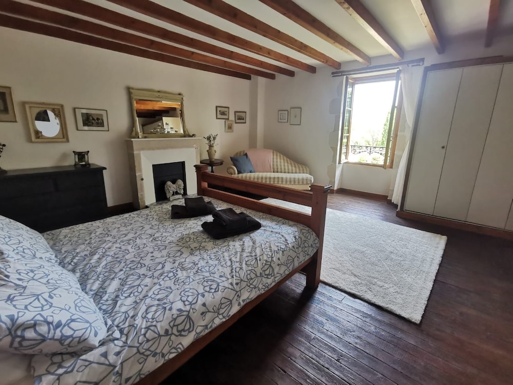 Beautifully Renovated Farmhouse In Rural France With Private Pool - La Crèche