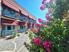 Fachada da propriedade