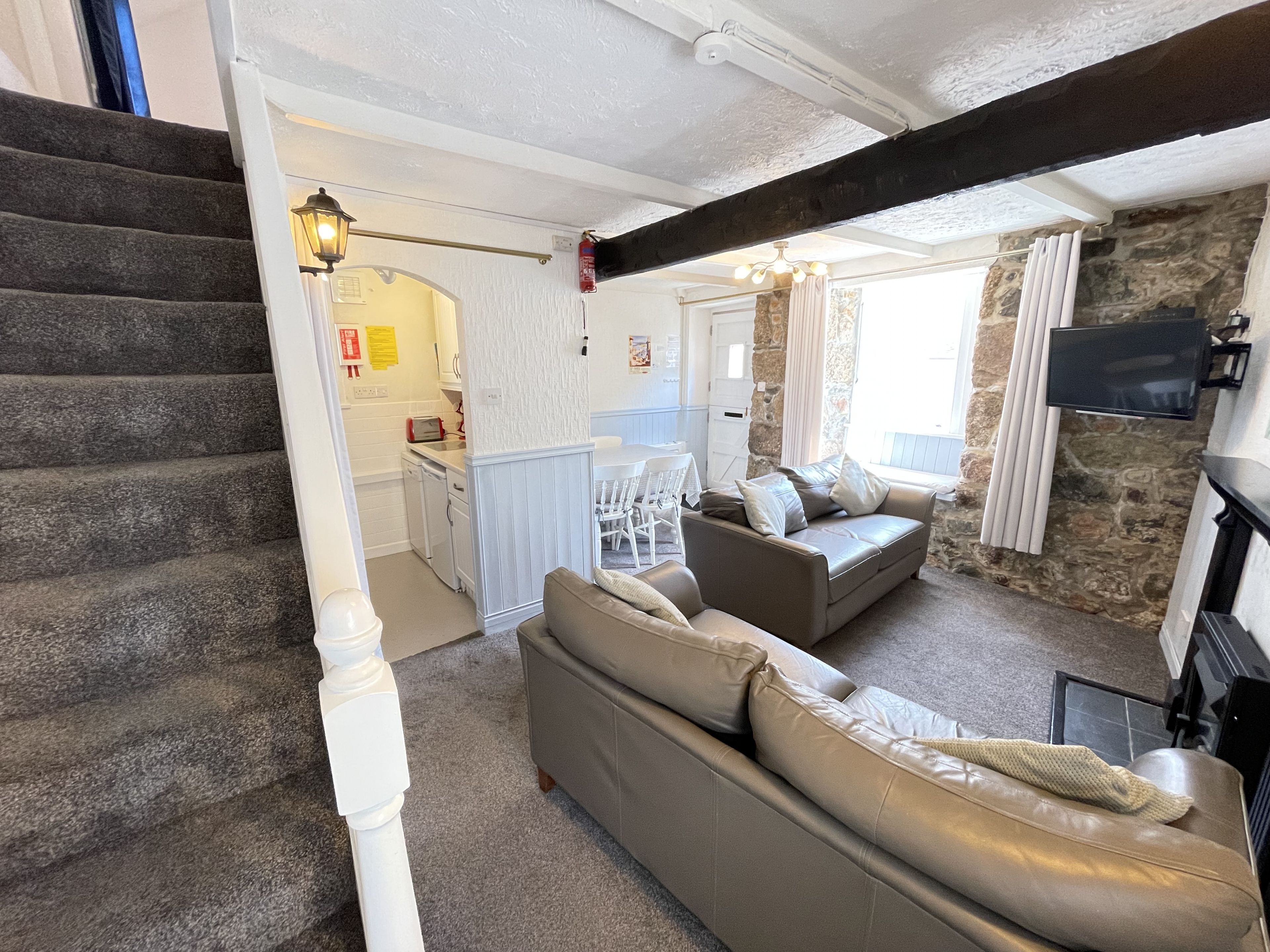 Penty Men Growyn - A Cottage That Sleeps 6 Guests In 3 Bedrooms - St Ives