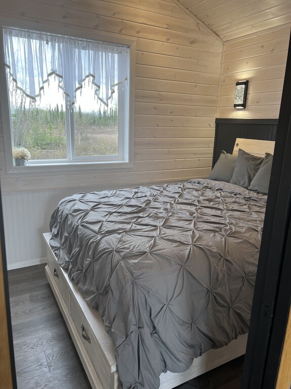 Lakeside Cabin 2 W/hot Tub, Sauna & Watercraft Rentals - Alaska