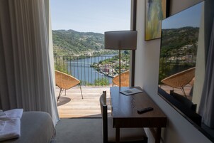 Cofre no quarto, secretária, cortinas/cortinados opacos, Wi-fi grátis 