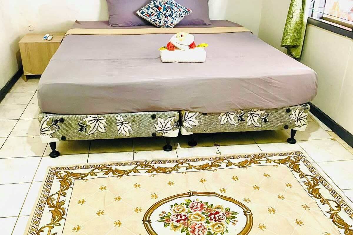 Quarto Duplo ou Twin Básico, 1 quarto, não fumadores, casa de banho partilhada | Wi-fi grátis, roupa de cama fornecida 