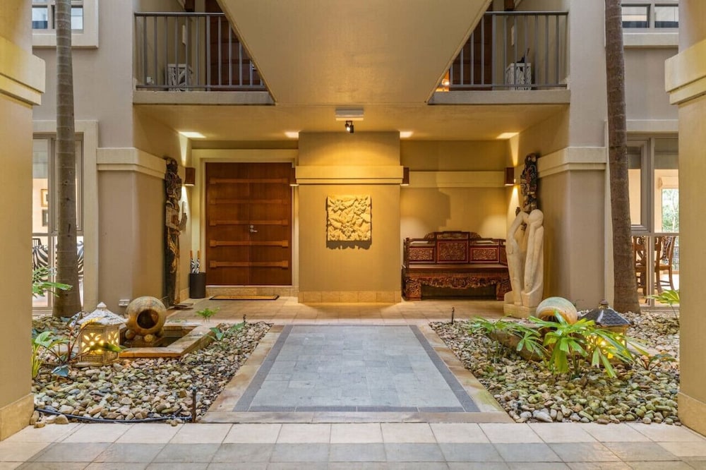 Luxury Garden Penthouse With Breathtaking Ocean Views - Cairns