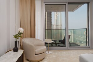 Apartamento Deluxe, 4 quartos | Sala de estar