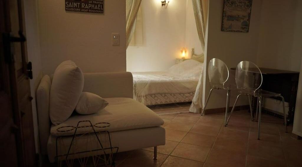 La Maison Des Oliviers - La Môle