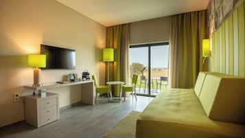 Quarto casal | Frigobar, cofres nos quartos, escrivaninha, Wi-Fi de cortesia