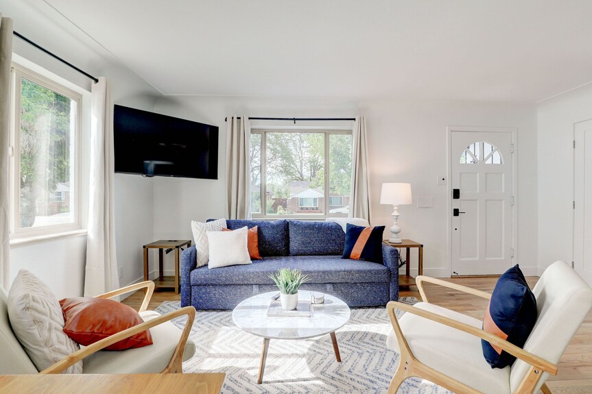 Hot Tub, Fire Pit, Ping-pong, 3 Min Walk To Olde Town Arvada! - 아르바다