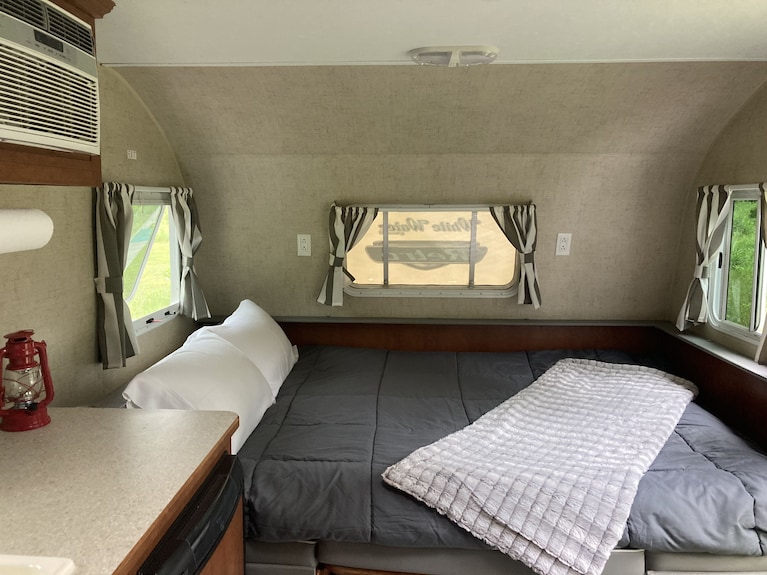 Amenity Filled Camper With Direct Delaware River Access - ペンシルベニア州