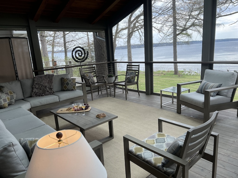 Beautiful Lake Front Property Within 3 Blocks Walk To Green Lake Town Center. - Green Lake, WI