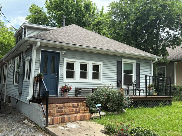 Beautiful Cottage In Historic District, Short Walk To The Square. - 德克薩斯