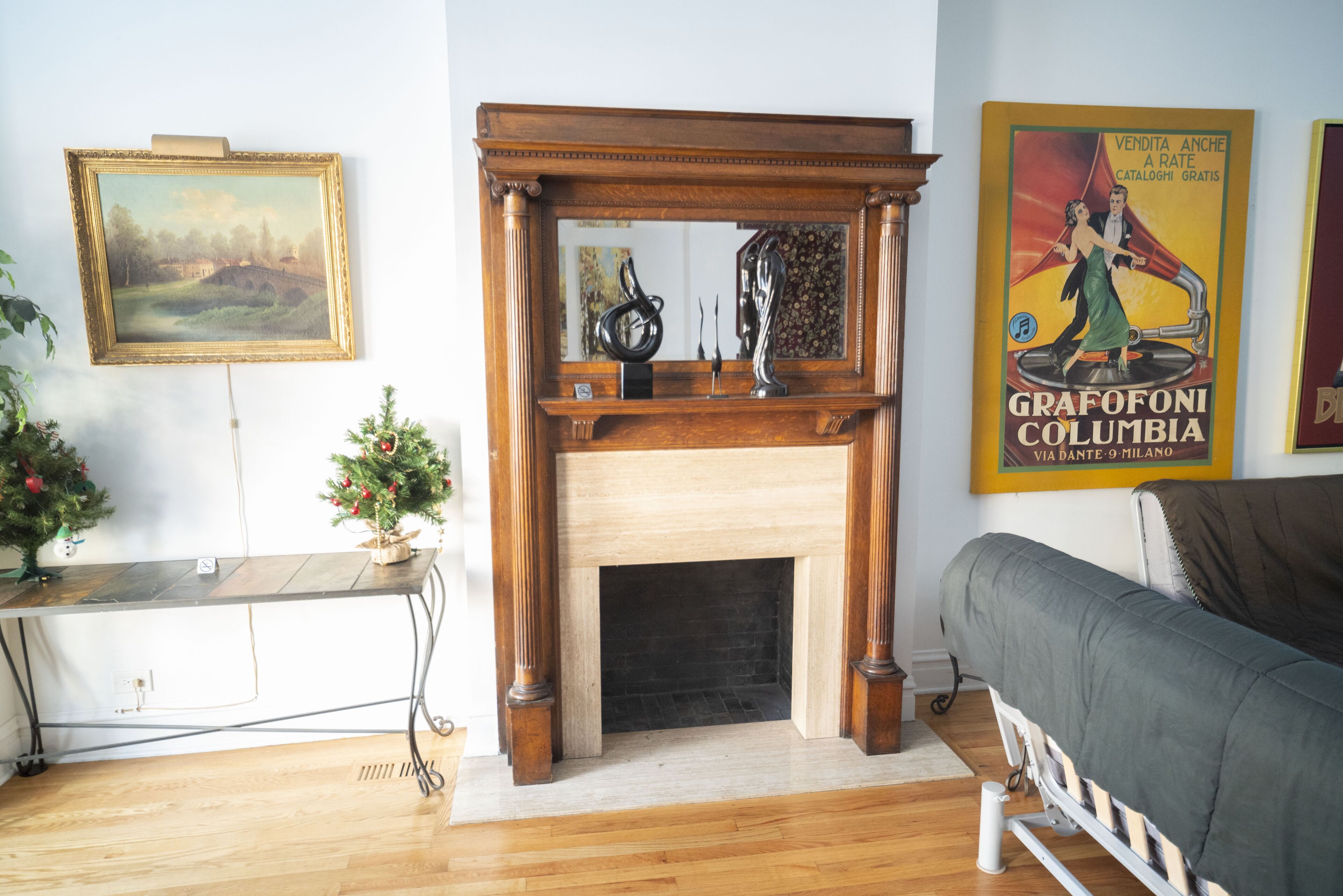 Extra Large Authentic Chicago Graystone Walk To Wrigley, Lakefront & Restaurants - Chicago, IL