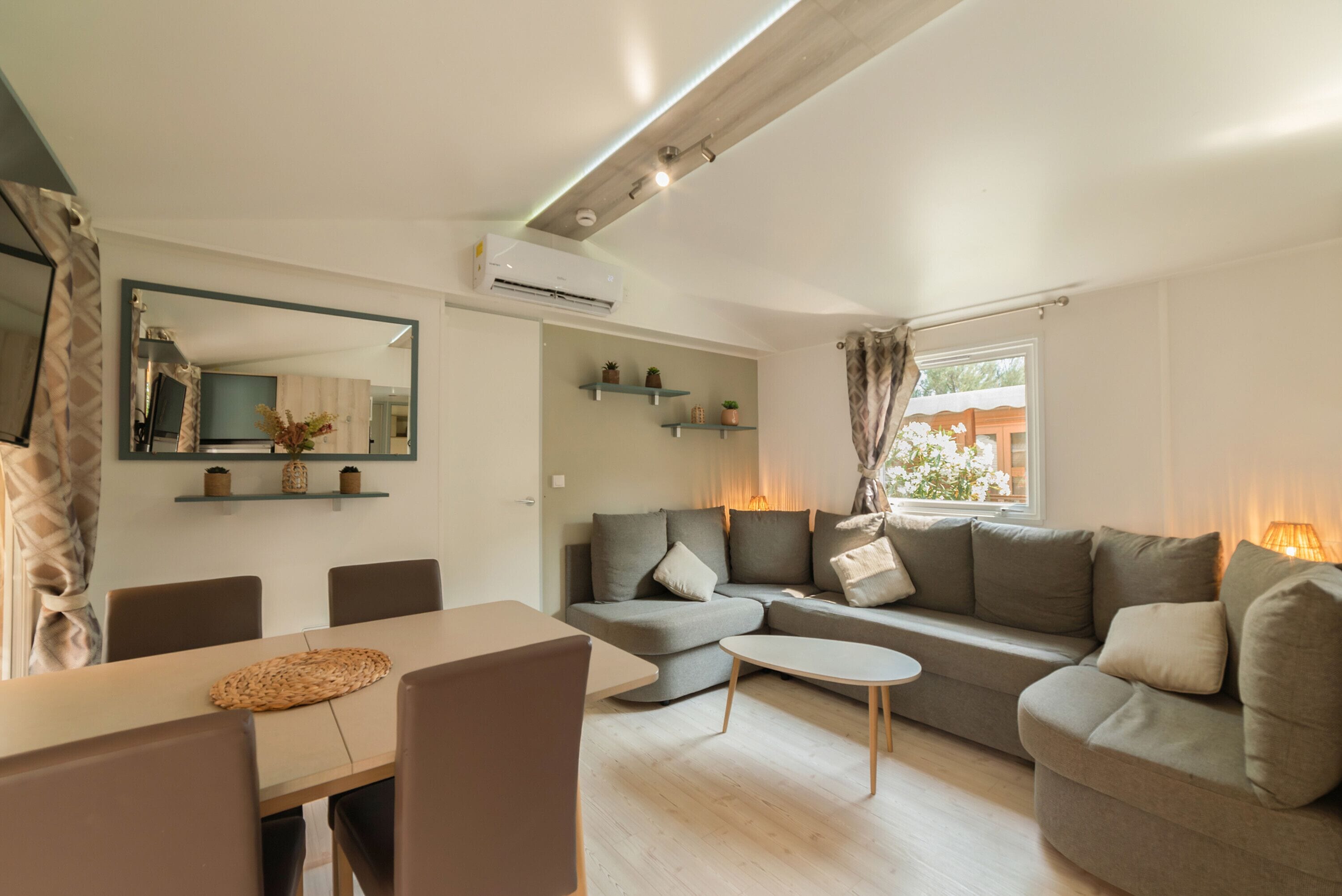 Mobilheim "Les Pieds Dans L'eau" Mit Privater Terrasse, Privatem Garten Und Klimaanlage - Saint-Cyprien