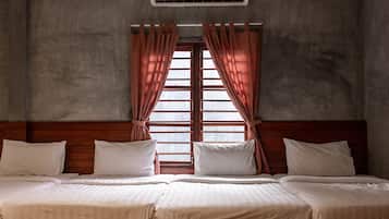 Quarto família | 1 quarto, cofres nos quartos, escrivaninha, cortinas blackout