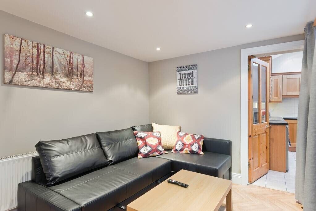 Great House Trendy Ranelagh 3bed 2bath Tv And Wifi - Dublin
