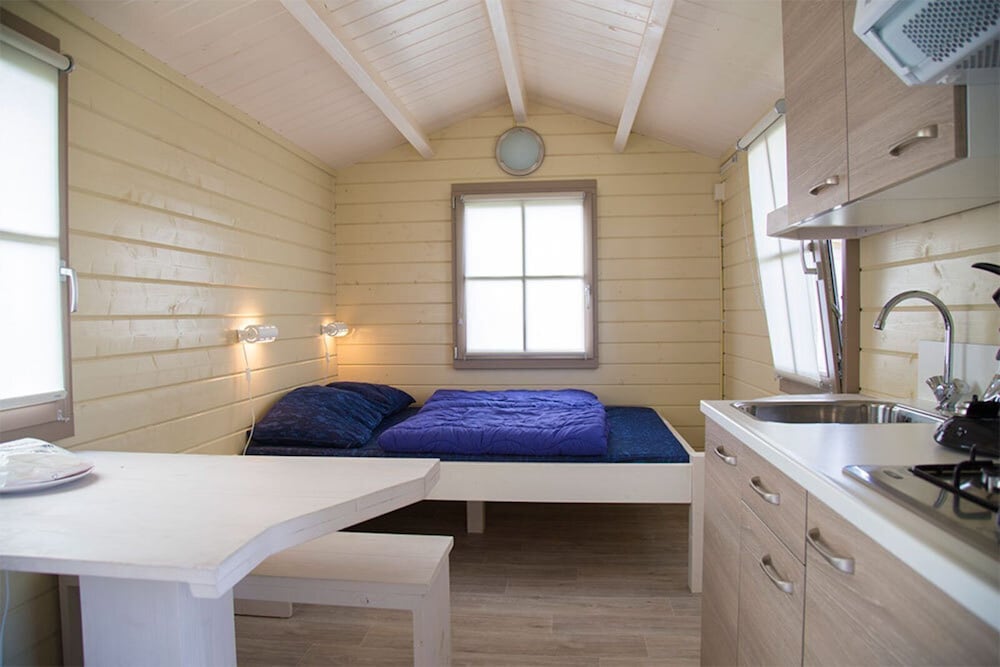 Einfachheit Mit Komfort, Private Toilette, Auf Einem Glampingplatz - Cadzand