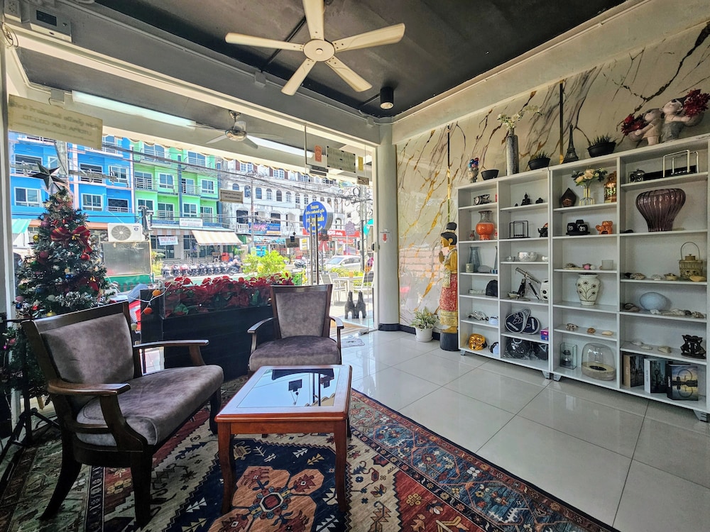 Sukcheewa Residence Phuket - Patong Beach