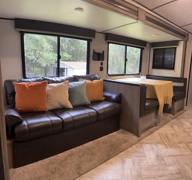 Happy Campers Wanted - Florida