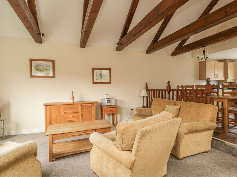 Whitbarrow 24, Family Friendly, With Pool In Penruddock - Scotland