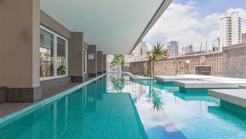 Piscina exterior