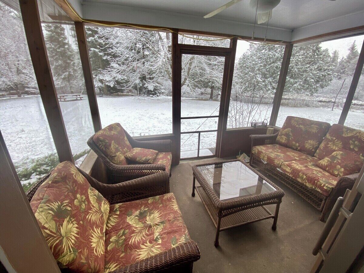 Secluded Riverfront Home In Grayling - Grayling, MI