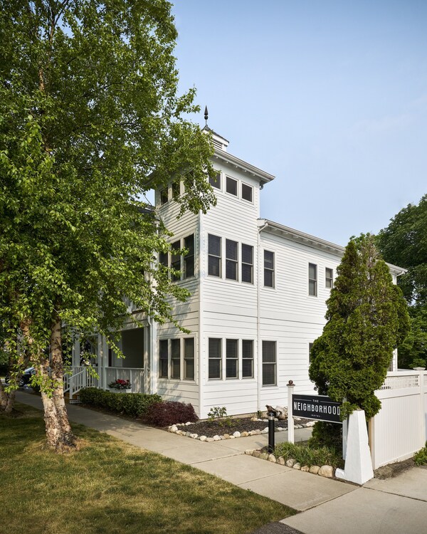 The Neighborhood Hotel-new Buffalo - New Buffalo, MI