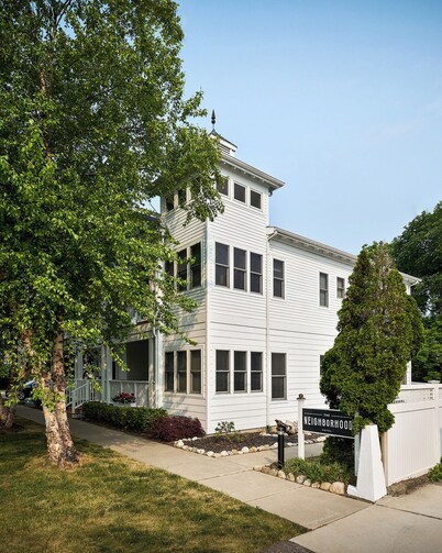 Top Hotels in New Buffalo, MI - Cancel FREE on most hotels | Hotels.com