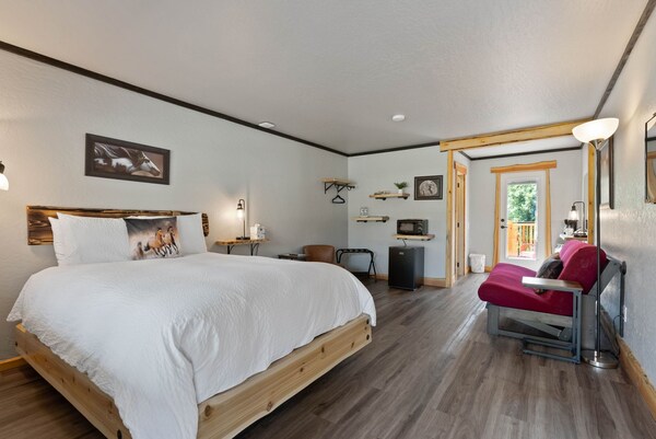 Lake Village Lodge - Coeur d'Alene, ID