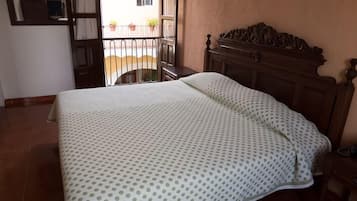 Suíte real | 1 quarto, escrivaninha, quartos à prova de som