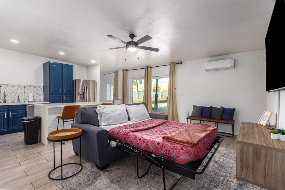 Garfield Unit · Pool & Volleyball Court - Cozy Casita - Phoenix, AZ