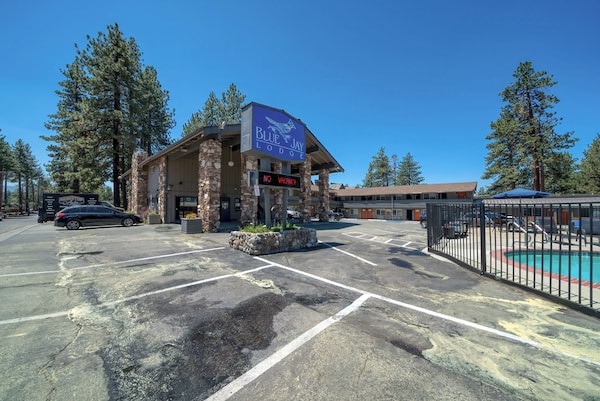 Blue Jay Lodge - Lake Tahoe