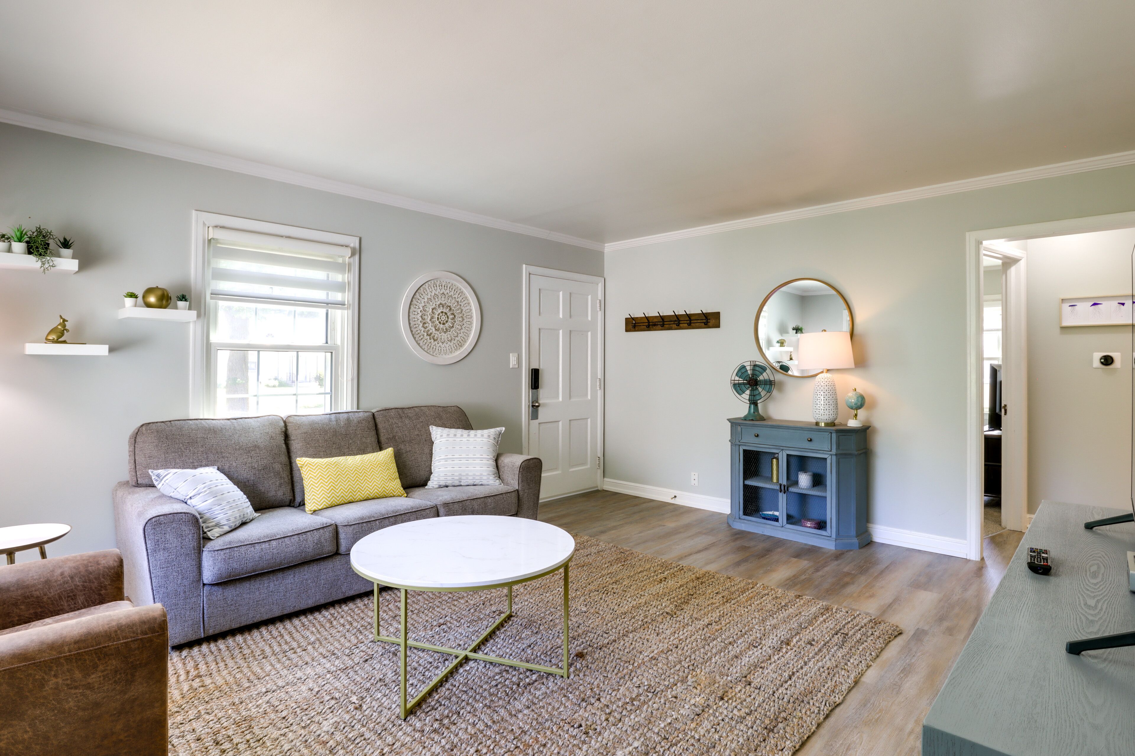 Milwaukee Home W/ Serene Patio & Backyard Garden! - Brookfield, WI