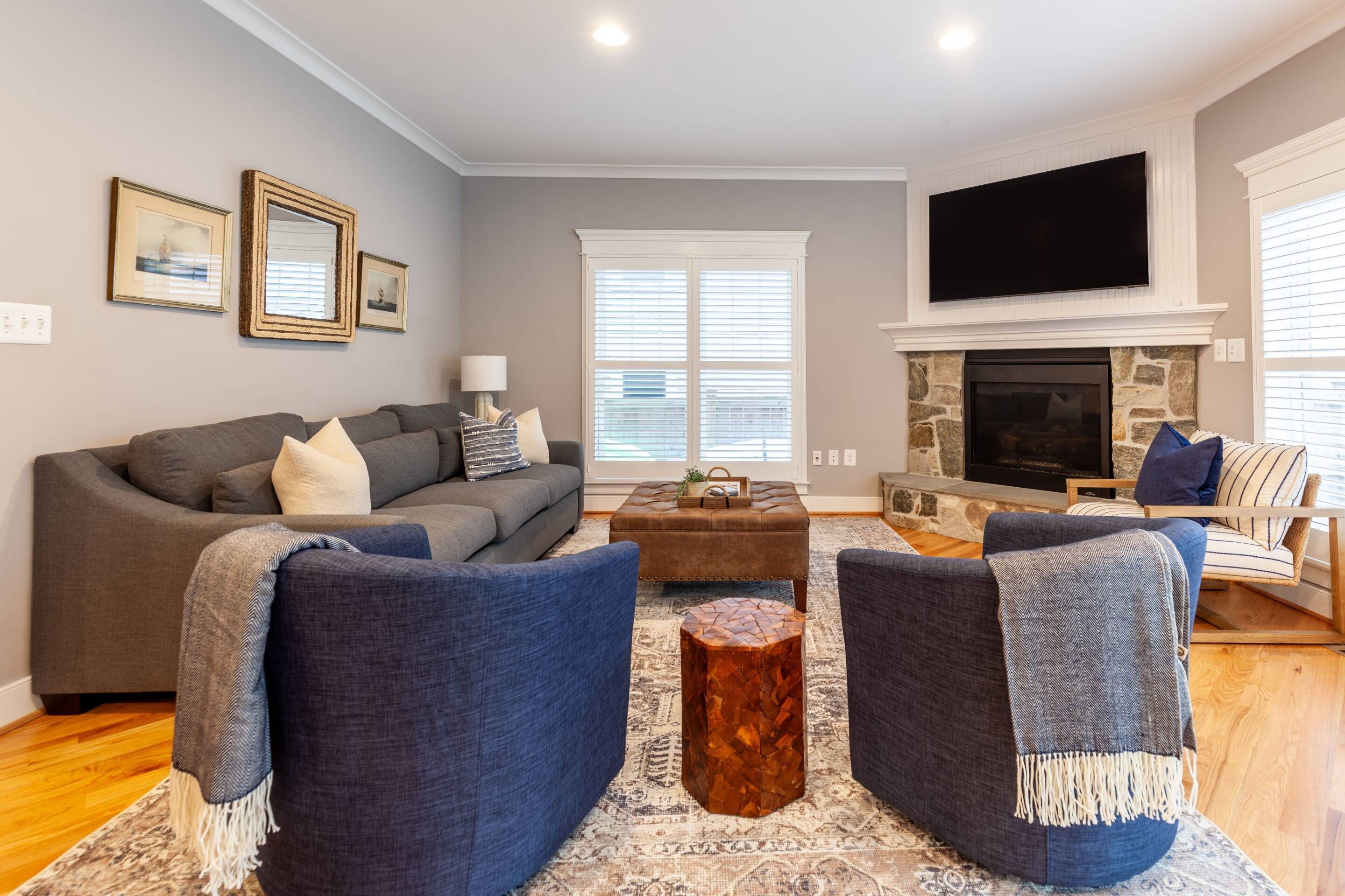 Stunning Craftsman Steps To Downtown Annapolis & Spa Creek With Game Room, Parking And Backyard - Annapolis, MD