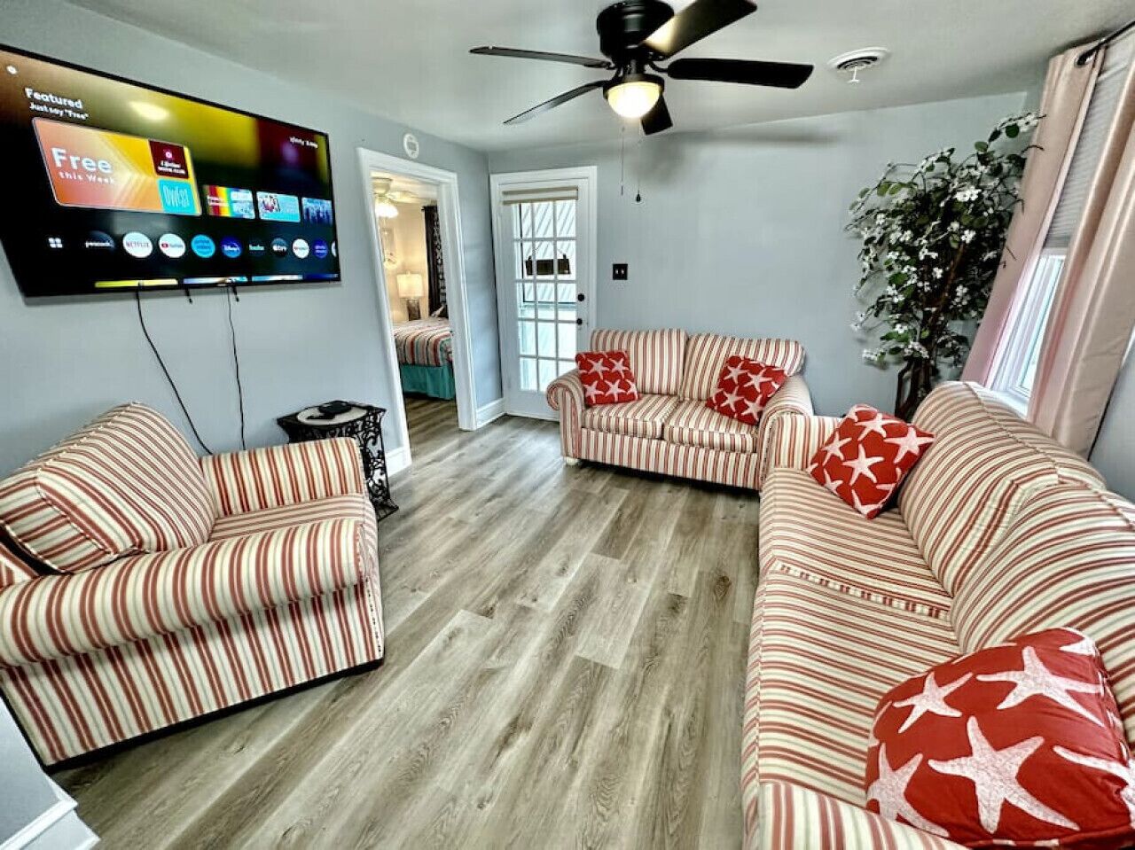 Lifeguard Haven: 3br Beach Retreat W/ 2 King Beds - Avalon, NJ