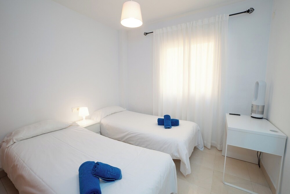 NEPTUNO 2C MENYBER - Nerja | Vrbo