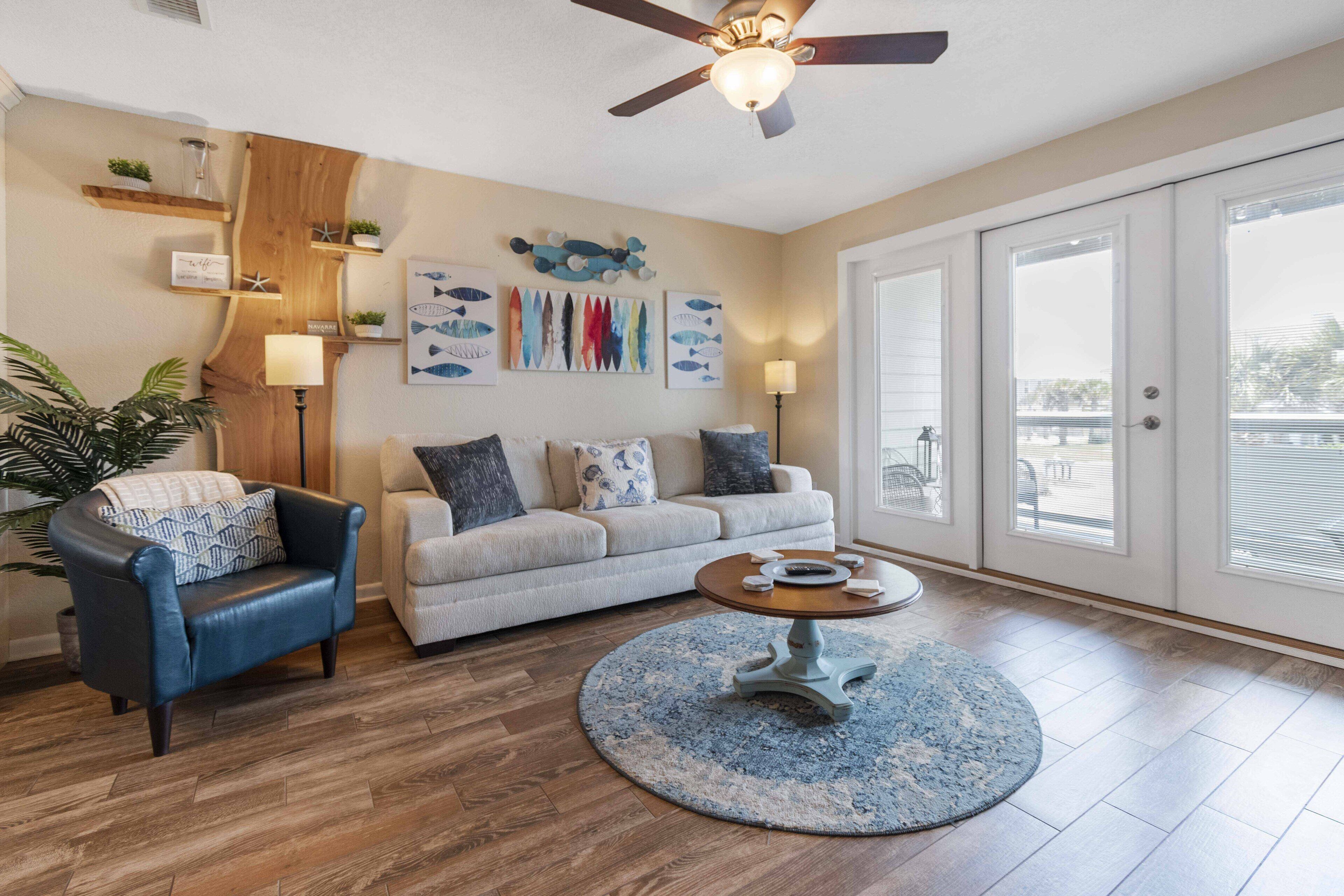Narvana-gulf View Home Across From Beach. Pup Friendly - Navarre, FL