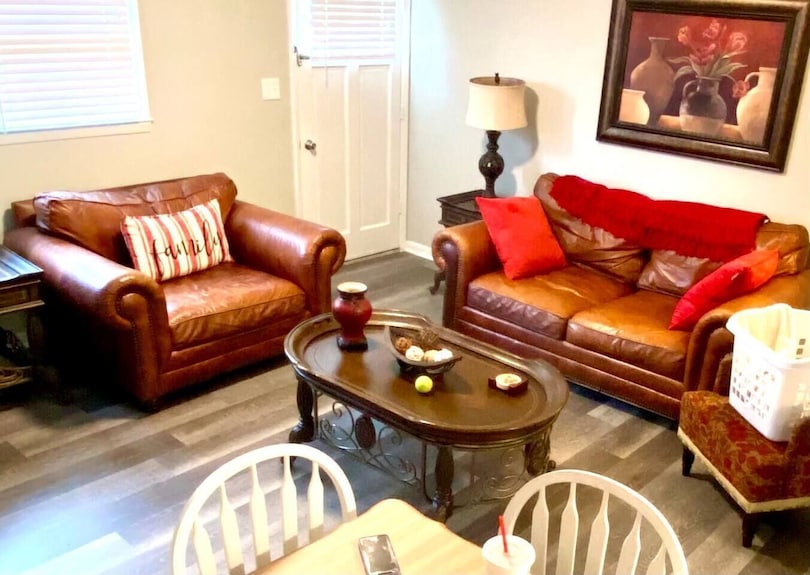 Close To Hickory, 3br 1.5ba Carport And Free Cable Tv! - Hickory