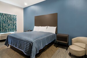 Quarto Individual Económico | Wi-fi grátis, roupa de cama fornecida 