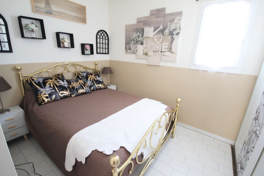 Lovely Holiday house for 5 people, in the secured residence MAS DE ...