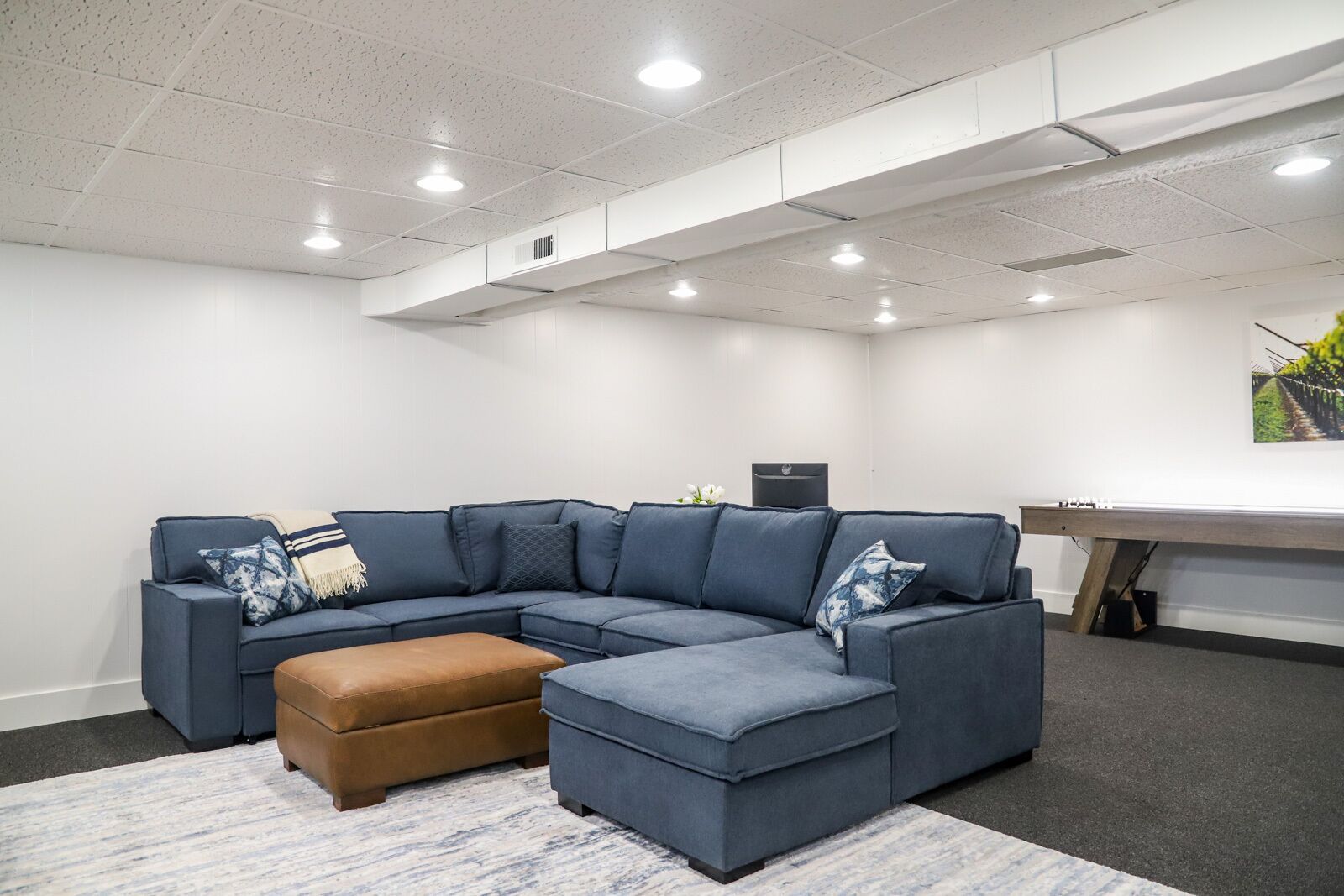 Modern Pet-friendly Farmhouse, Pool,\ngames, Sleeps 8, 3 Bed And 2 Bath, Basement - California