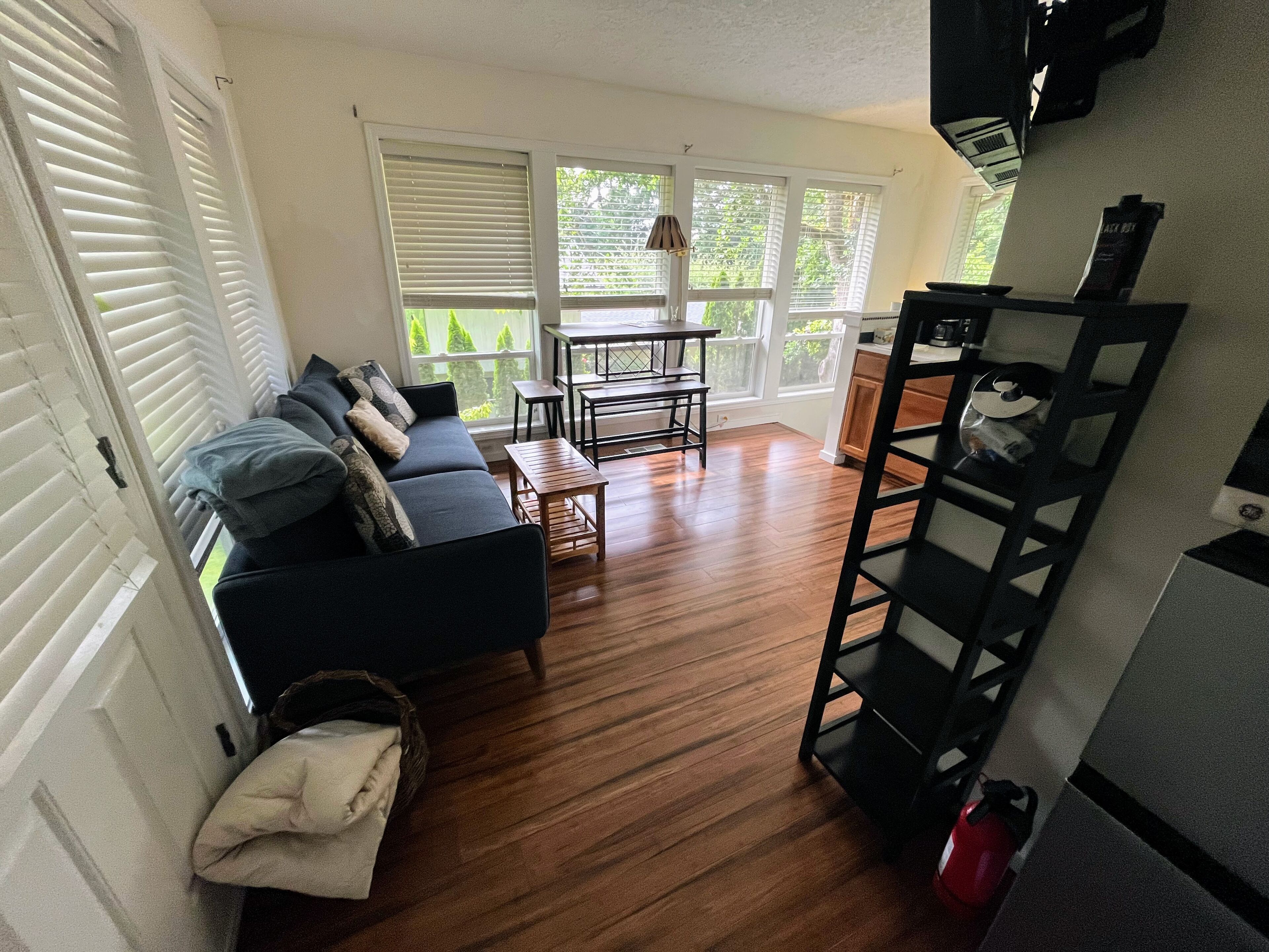 Private Bull Mountain Apartment - Tigard, OR