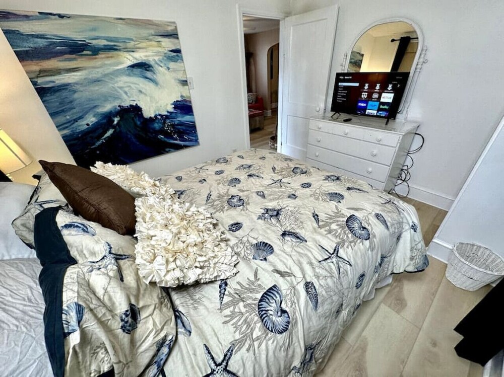 Am 1510 1st Fl · Lifeguard Haven: 3br Beach Retreat W/ King Bed - North Wildwood, NJ