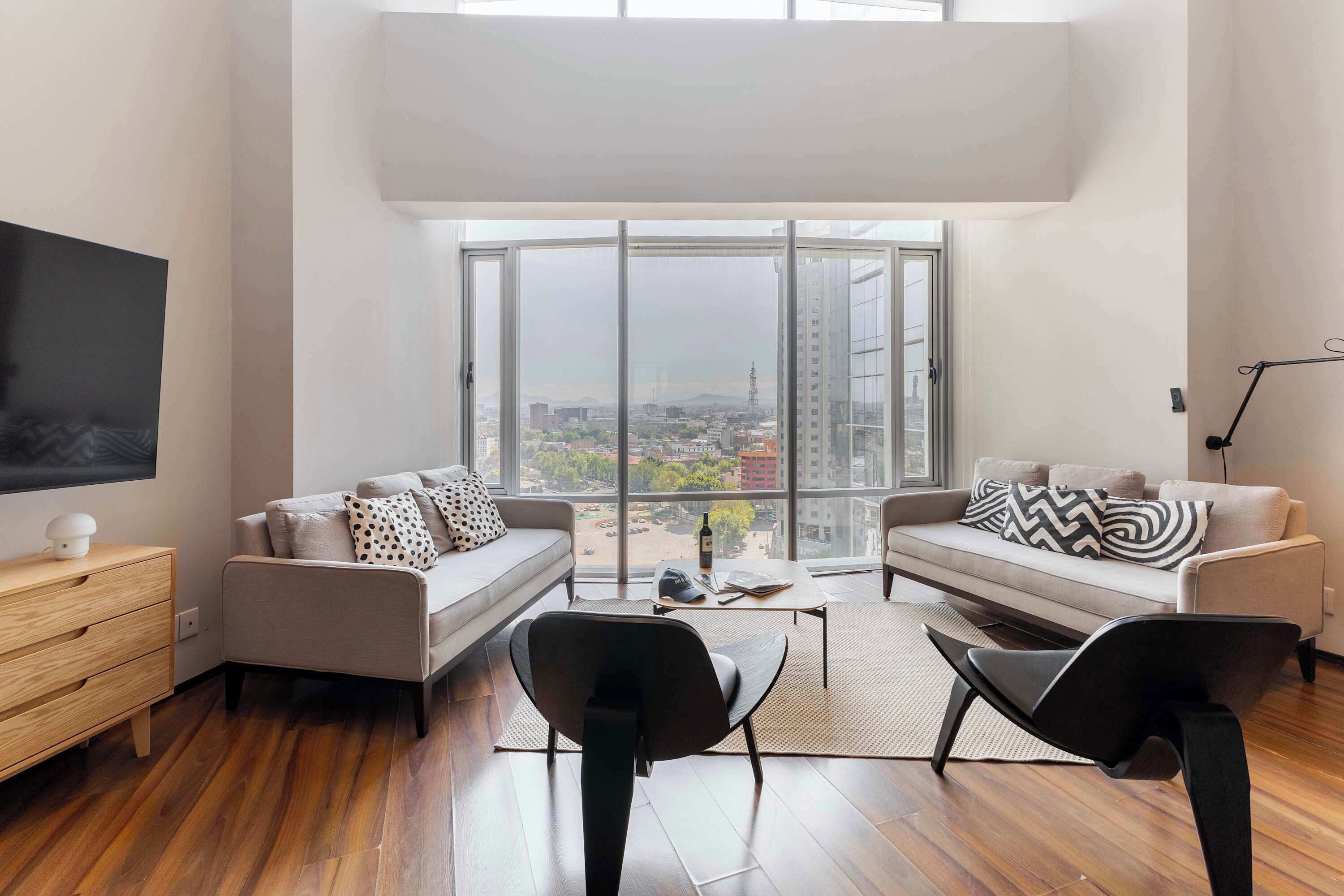 Capitalia | Refined Duplex | Full Gym & Security - Mexico City