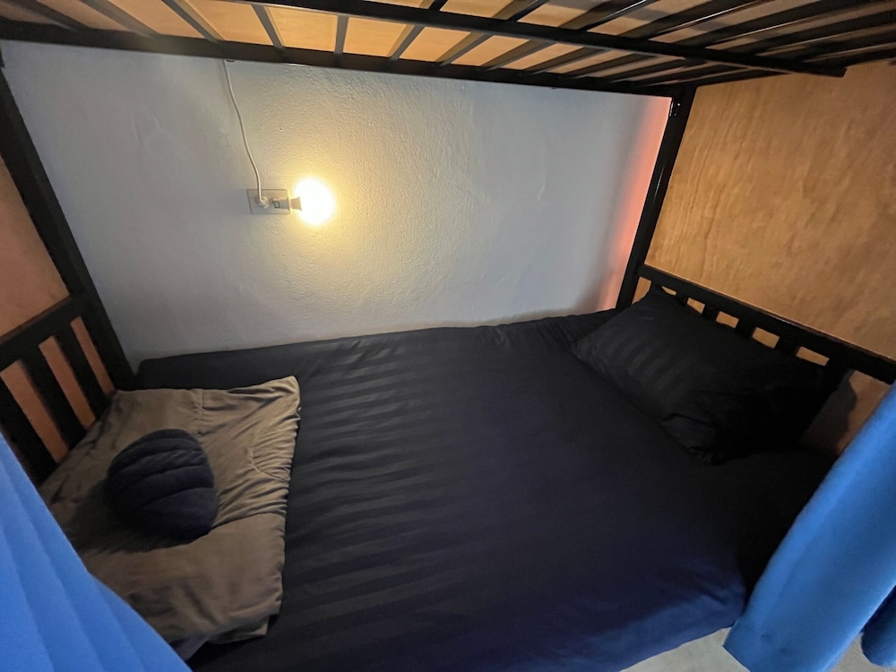 Alpha Hostel Cafe&bar - Ao Nang