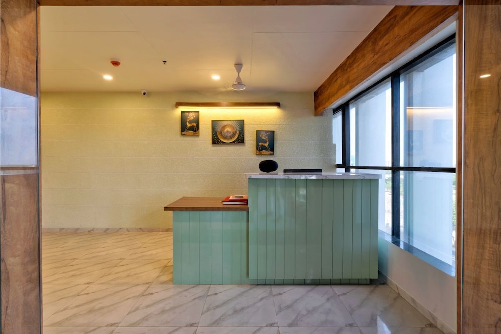 Hotel Royal 24 - Ahmedabad